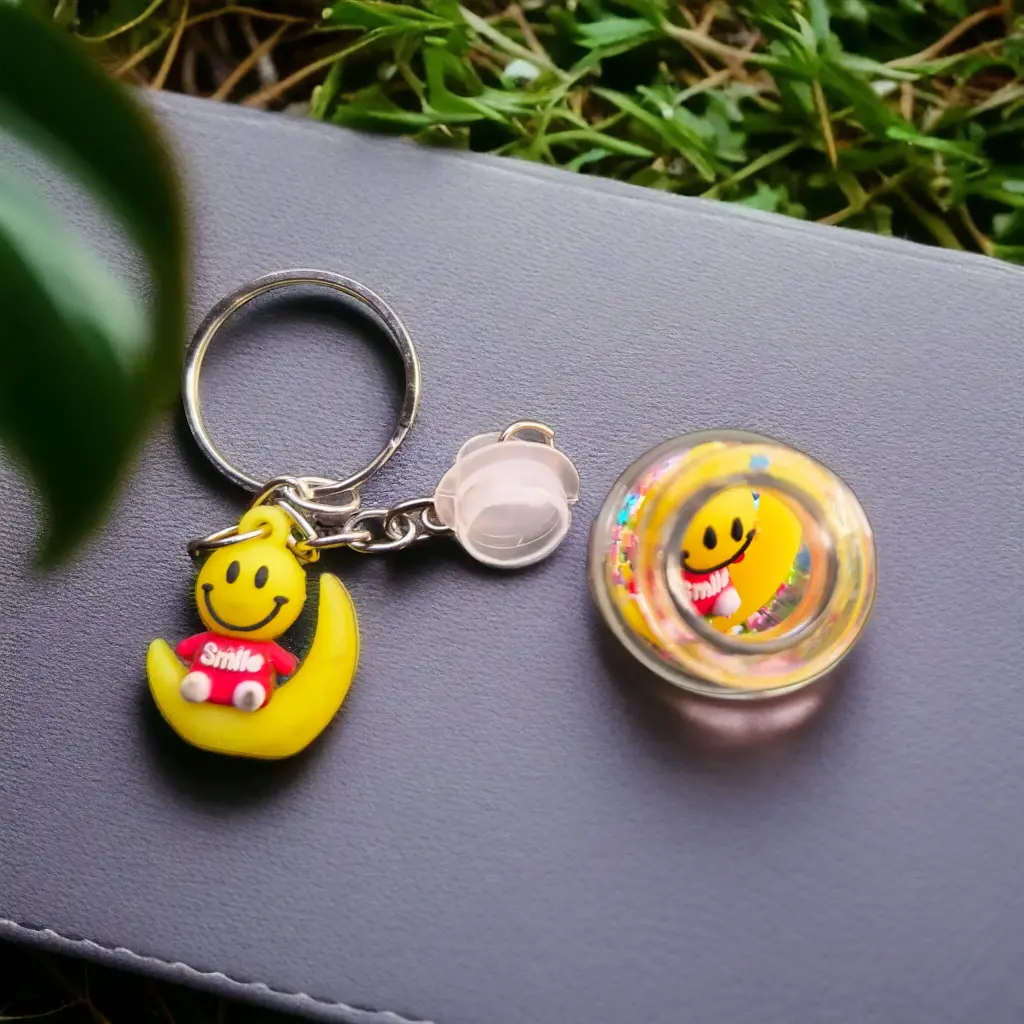 Smiley Keychain | Kaiteki